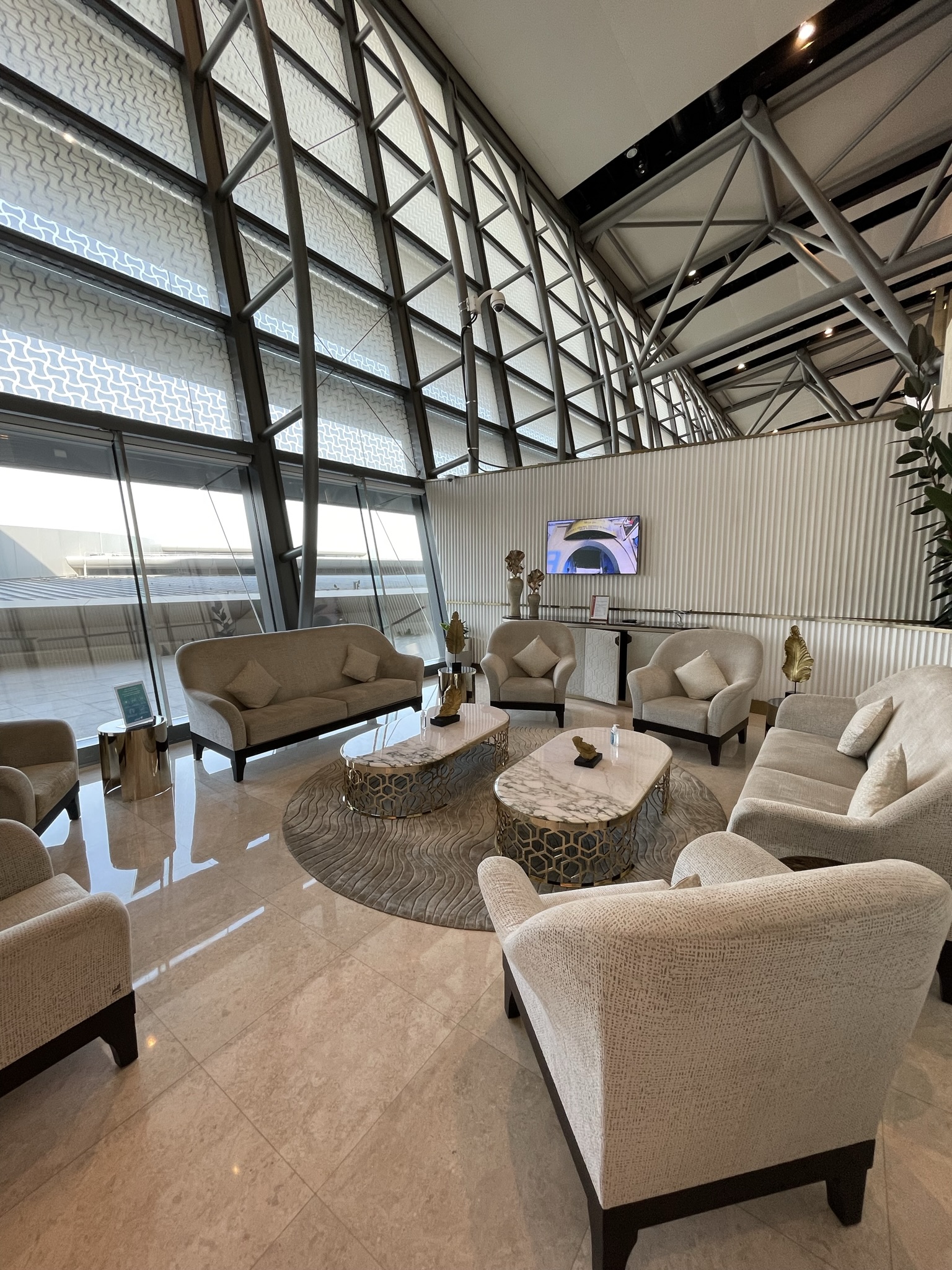 Review: Oman Air First Class Lounge, Muscat (2022) - Points Miles and Bling