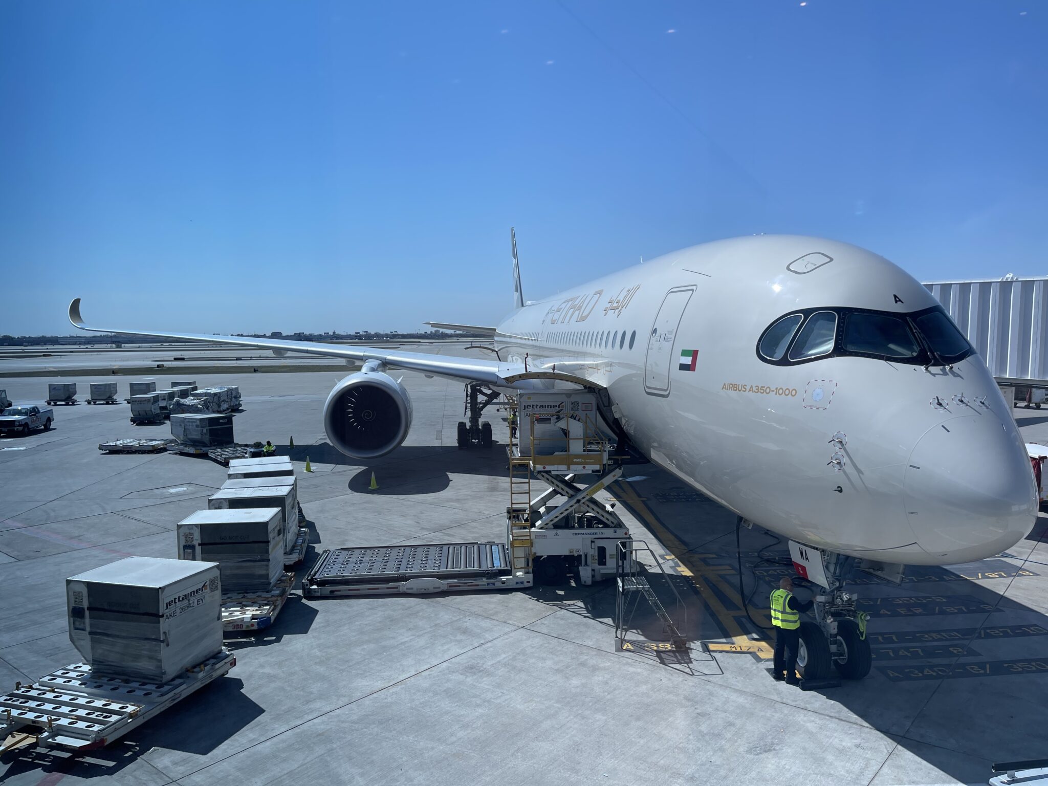 Review: Etihad A350 Business Class, Chicago to Abu Dhabi - Points Miles ...