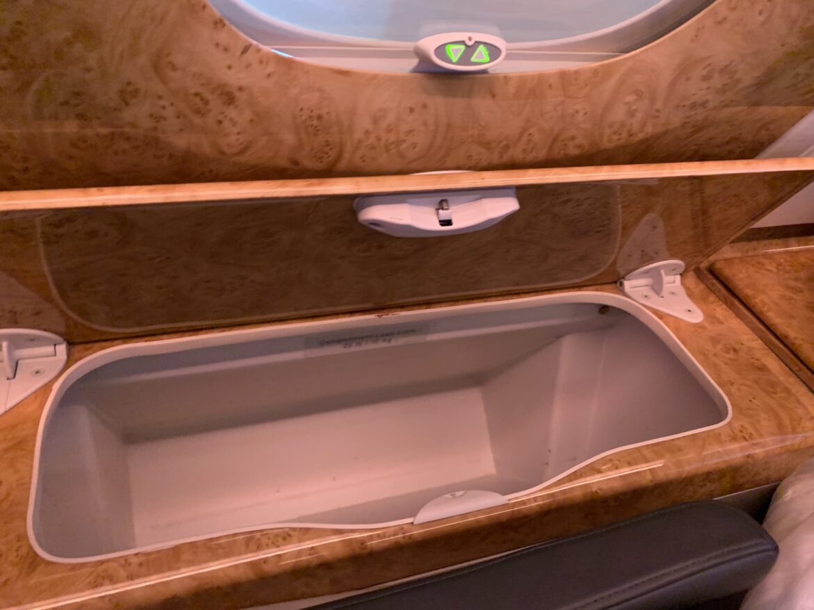 Qatar QSuite vs Emirates A380 - Business Class Showdown - Points Miles ...