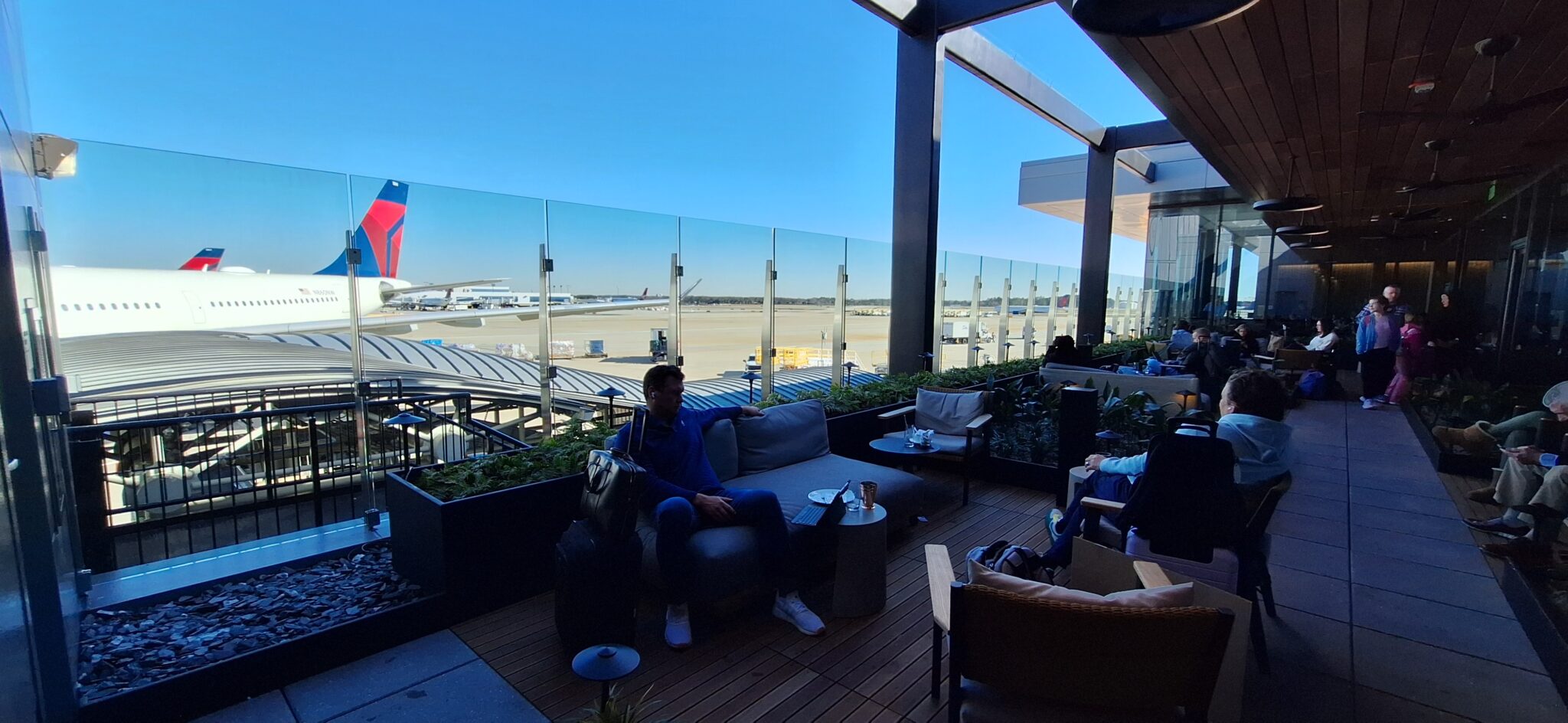 Review: Amex Centurion Lounge Atlanta (ATL) - Points Miles and Bling