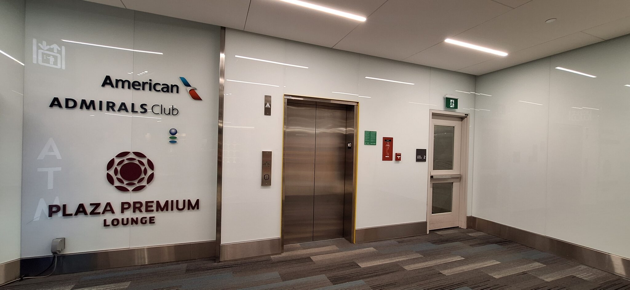 Review: American Airlines Admirals Club Toronto (YYZ) - Points Miles ...