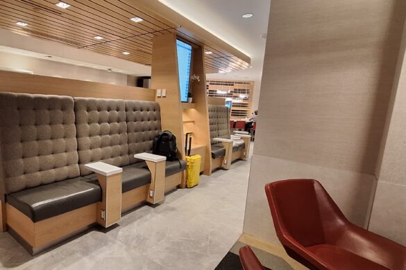 Review - Qatar Airways A380 First Class from Doha to Bangkok - Points ...