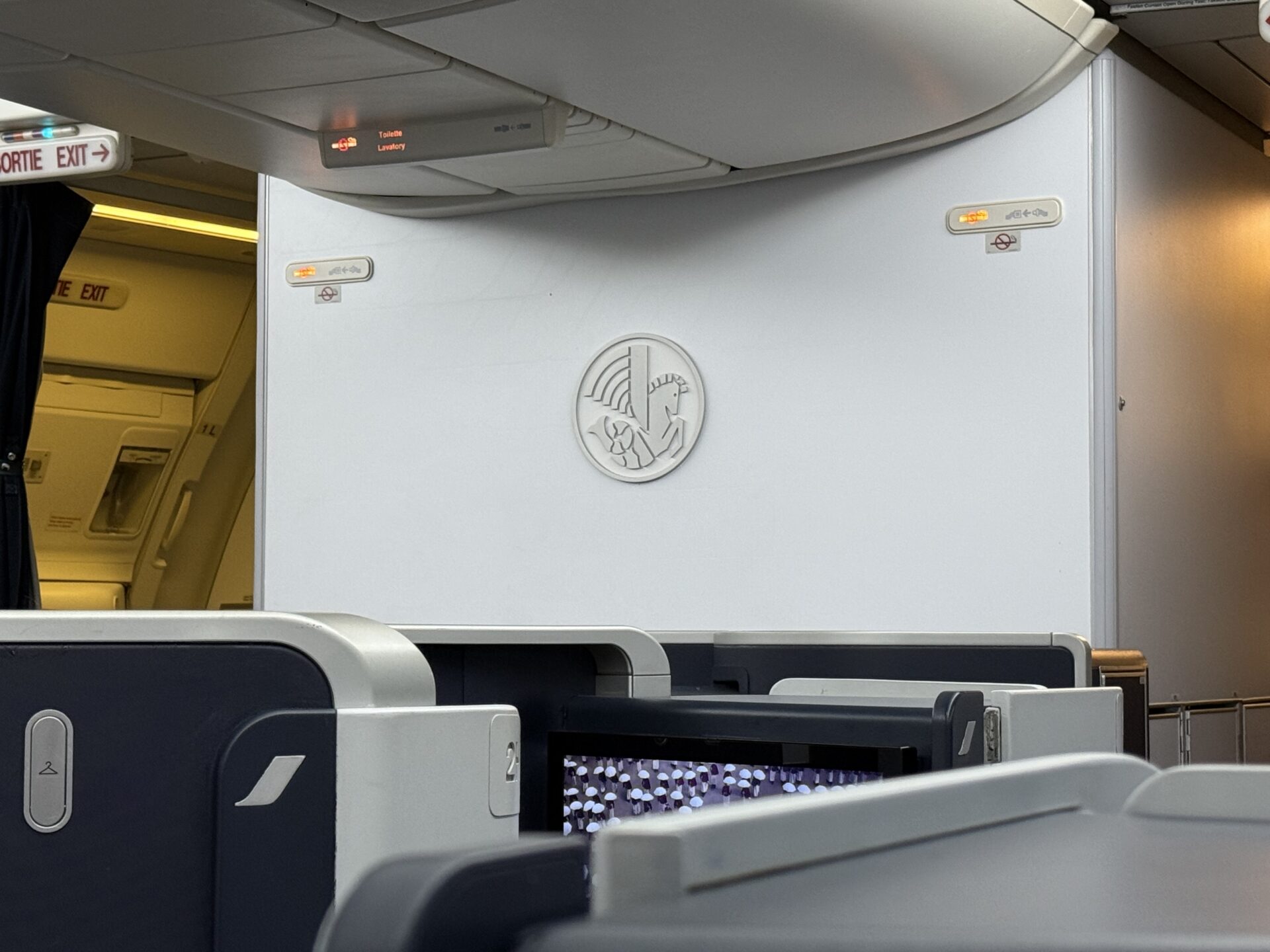 Review - Air France Business Class from Ottawa to Paris
