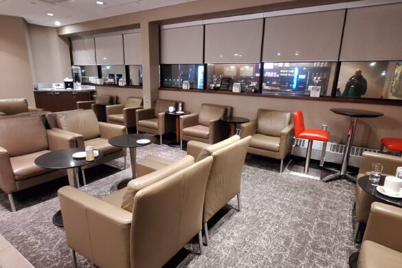 Review: The Centurion Lounge London Heathrow (T3) - Points Miles and Bling