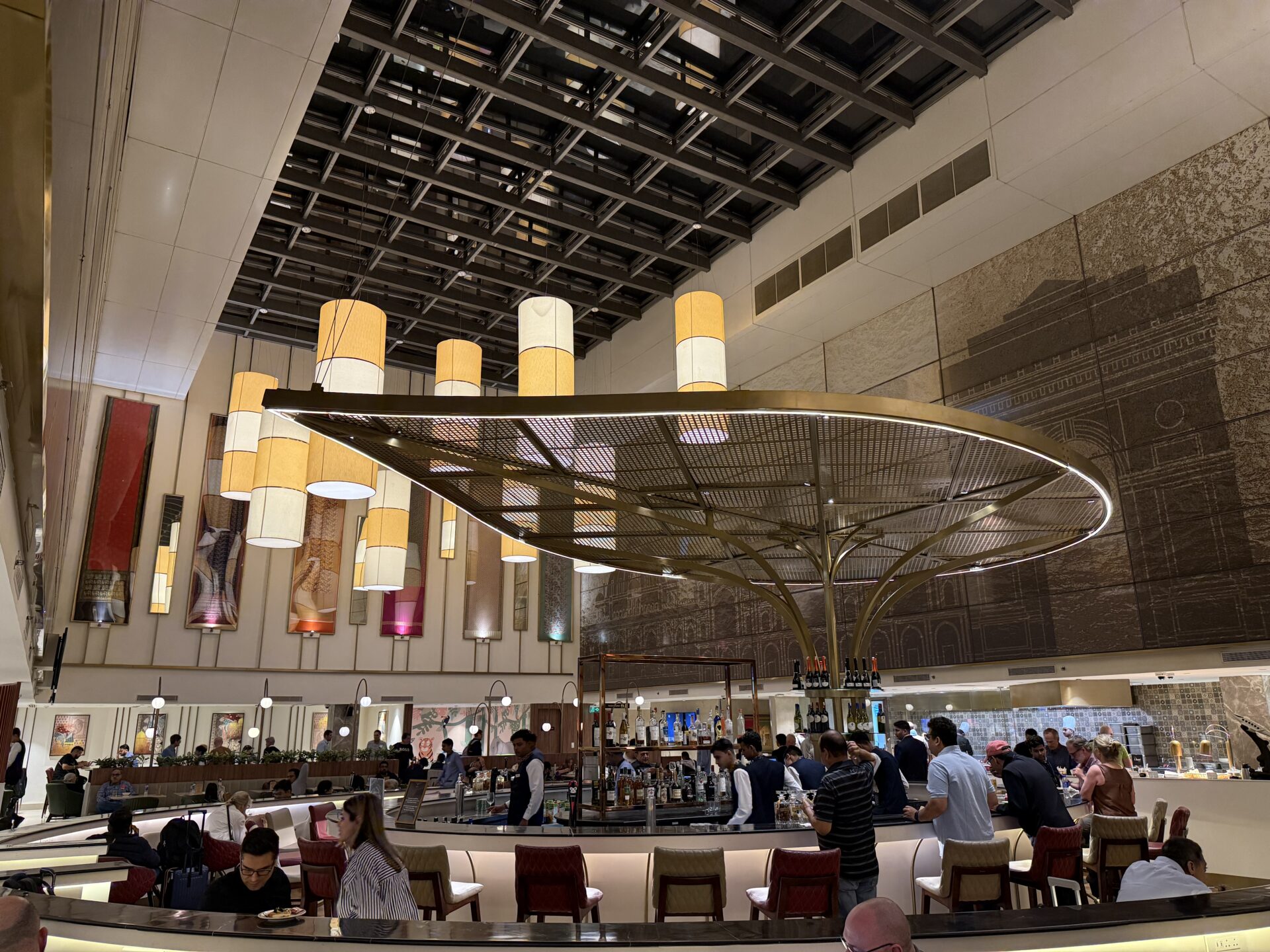 Encalm Prive Lounge Review - New Delhi International (DEL) T3 - Points ...