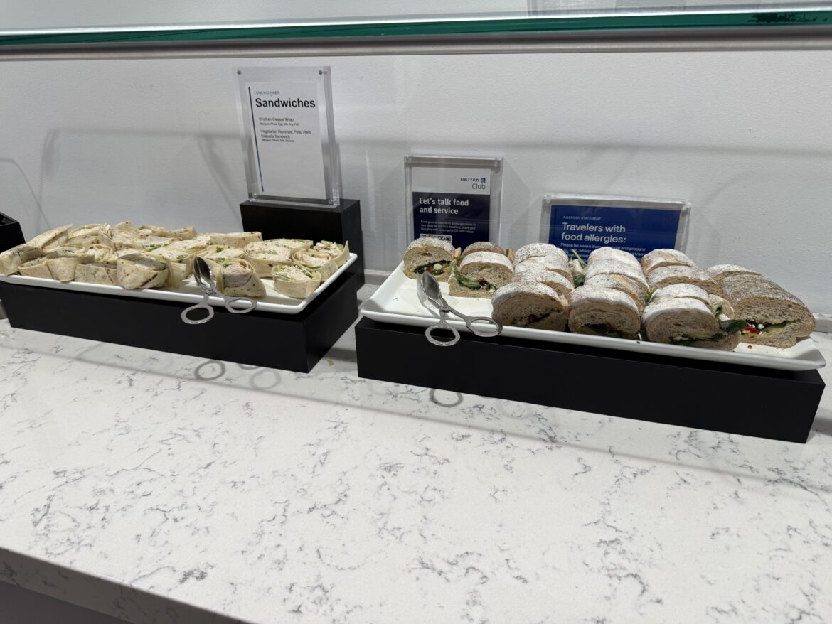 Review: United Club Lounge Washington Dulles IAD Concourse C - Points ...