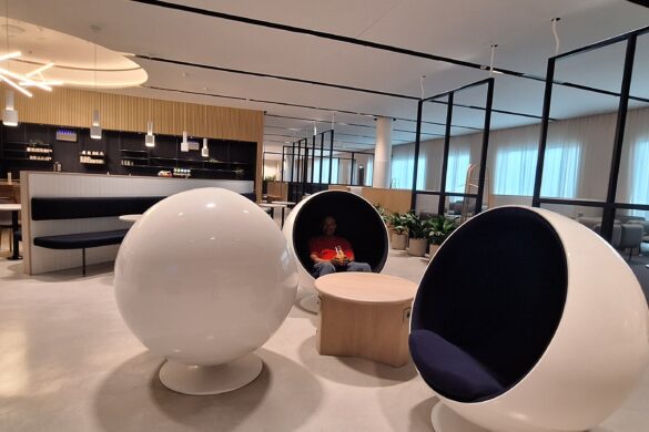 WestJet Elevation Lounge YYC Review: Is it Canada’s Best Domestic ...