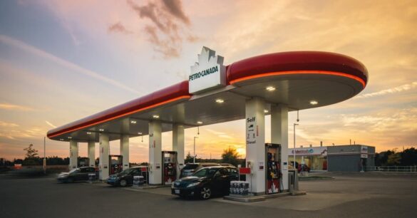 Best Credit Cards for Gas Station Purchases in Canada - Points Miles ...